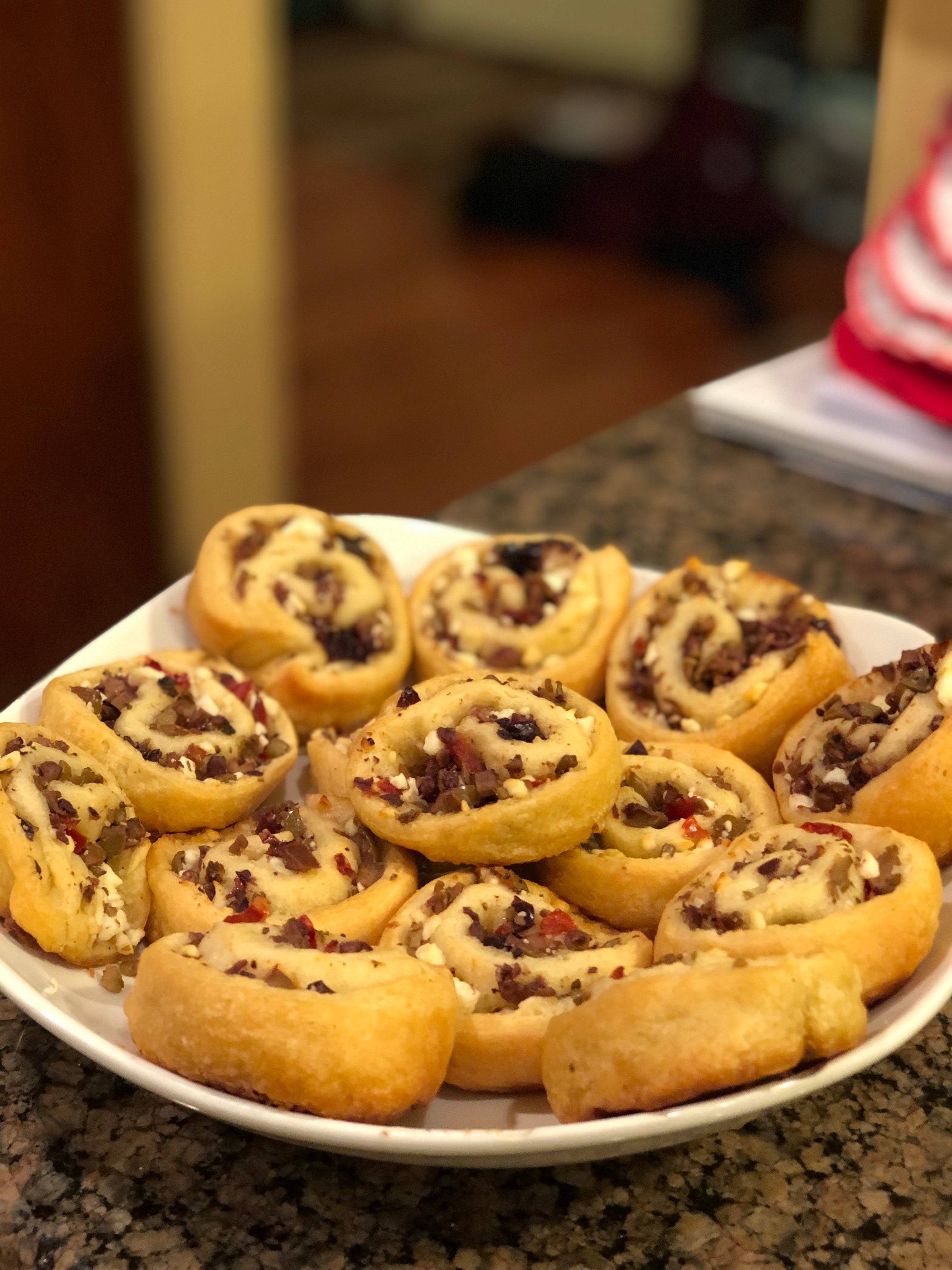 Mediterranean Crescent Pinwheels – Fustini's Oils & Vinegars
